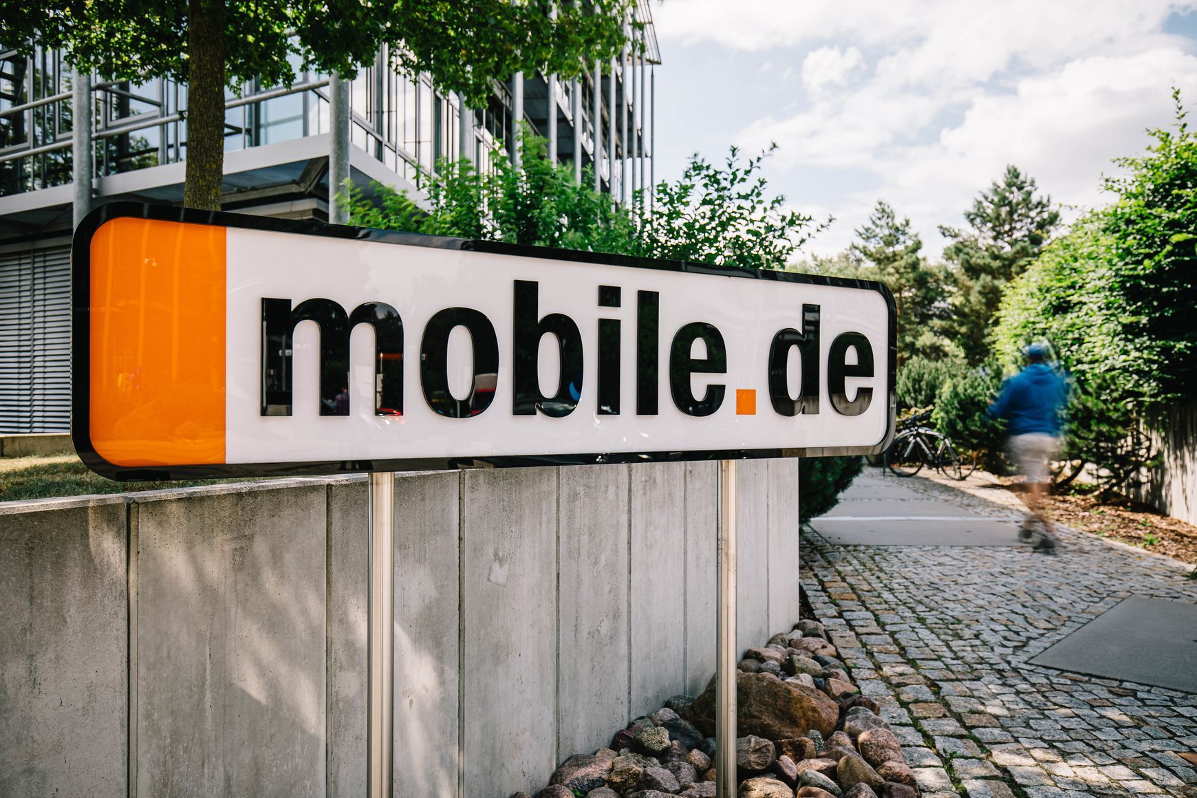 Mobile.de: Deutschlands größter Fahrzeugmarkt im Fokus | AUTOGOTT.DE
